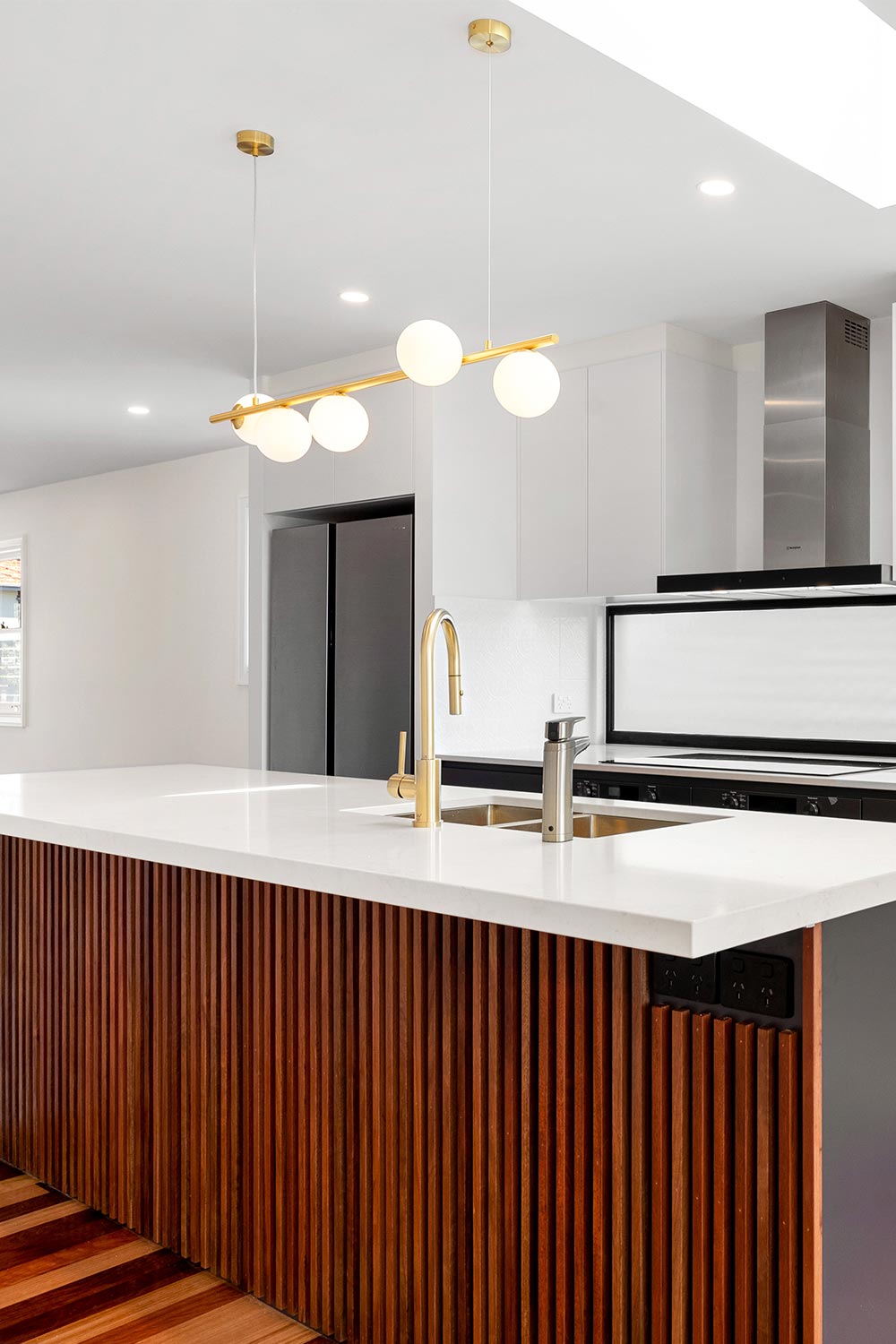 Pashen - Built By Athena